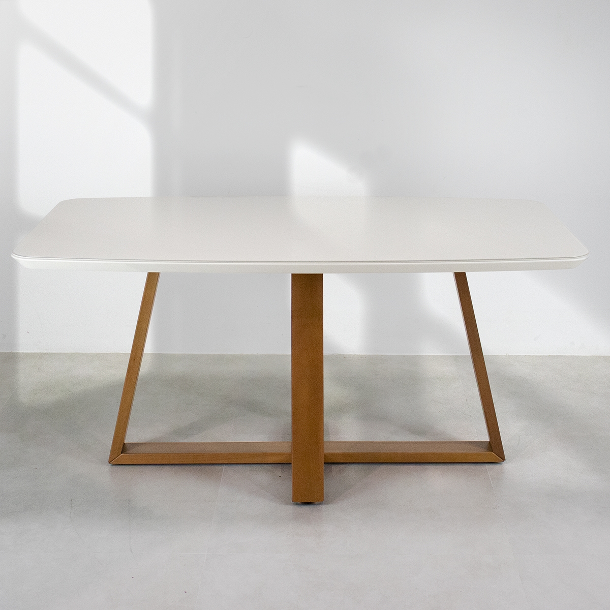 Mesa de Jantar Bennett C/ Vidro Retangular 160cm - Província Mesa de Jantar Bennett C/ Vidro Retangular 160cm - Província